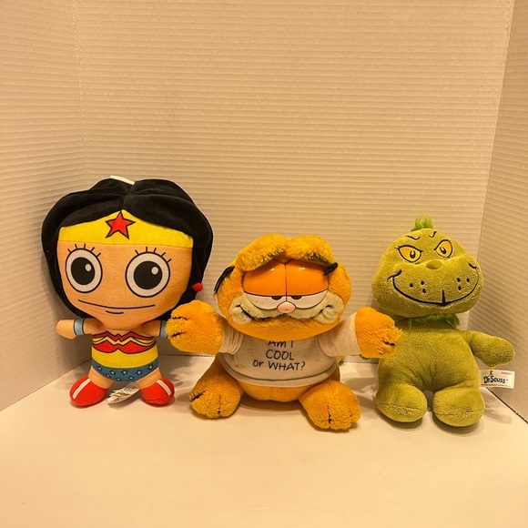 Dr. Seuss | Toys | Vintage Garfield Classic Dc Comics Wonder Woman ...